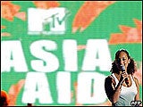 ESPECIAL MTV ASIA AID SHOW - Entretenimento - RTP