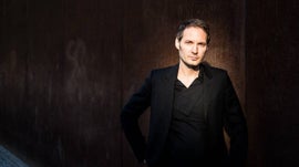 Sven Helbig - Musicais - RTP