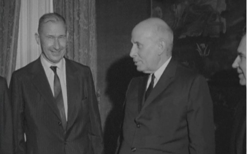 Américo Tomás recebe a Covina – RTP Arquivos