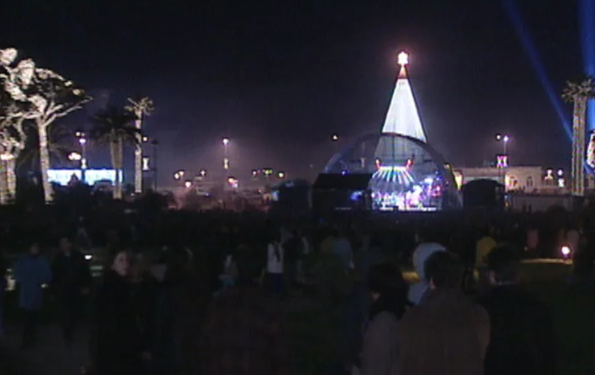 A Noite De Fim De Ano Rtp Arquivos