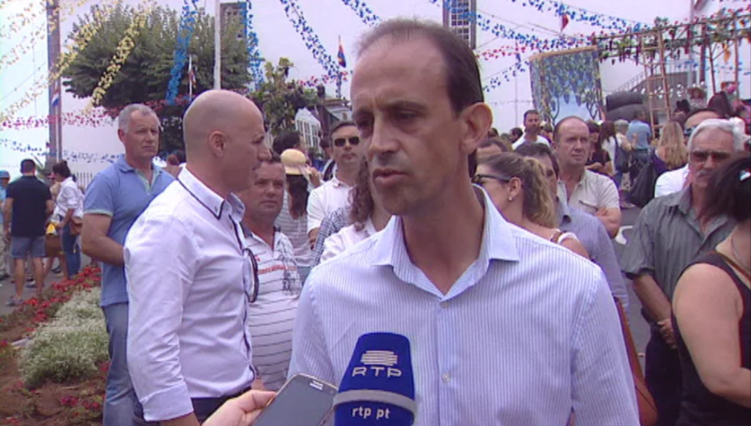 Autárquicas 2017: Campanha do PS no Estreito de Câmara de Lobos – RTP ...