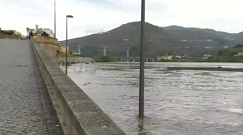 Cheias na Régua – RTP Arquivos
