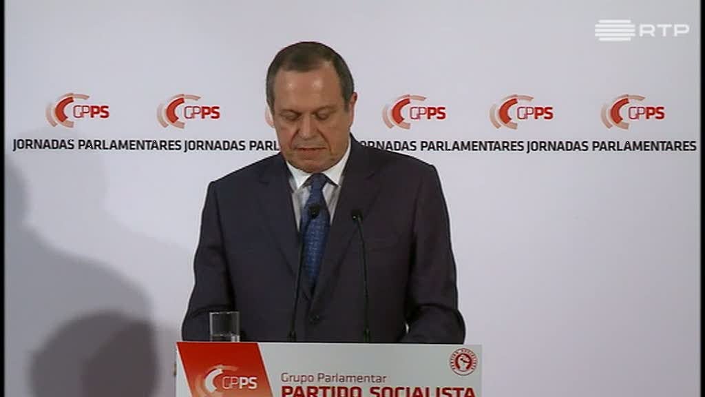 Carlos César: PS quer consensos "com quem os quiser assumir"