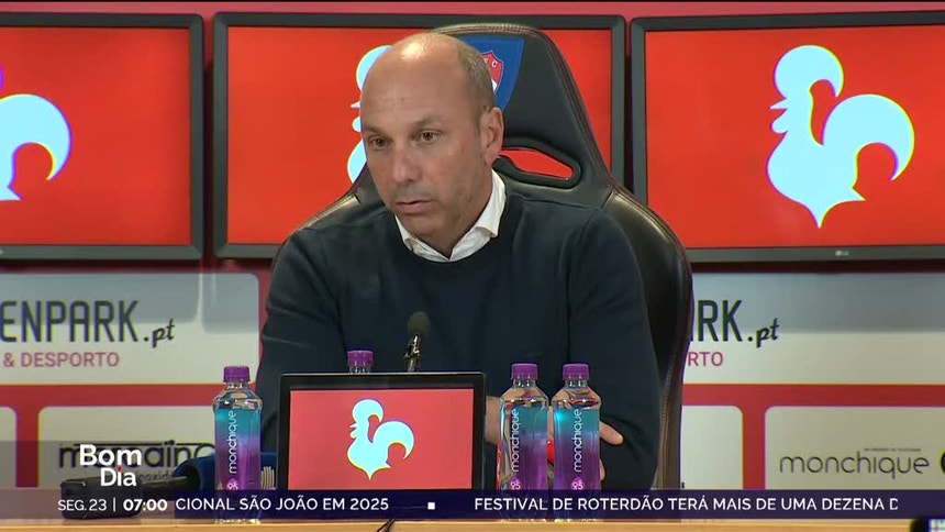Bruno Pinheiro enaltece coesão defensiva dos "galos"