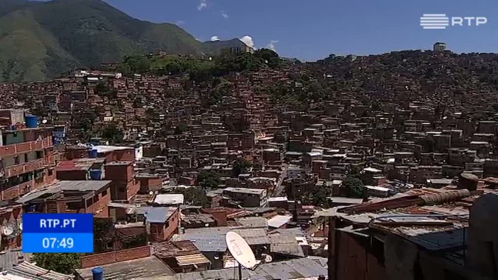 Favela mais perigosa da América Latina fica em Caracas, na Venezuela
