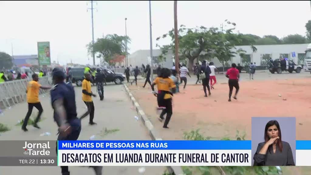 Polícia angolana lança gás lacrimogéneo para dispersar tumulto