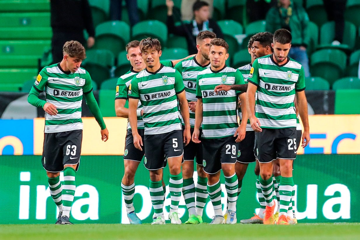 Sporting inicia em Londres preparação do jogo com o Arouca
