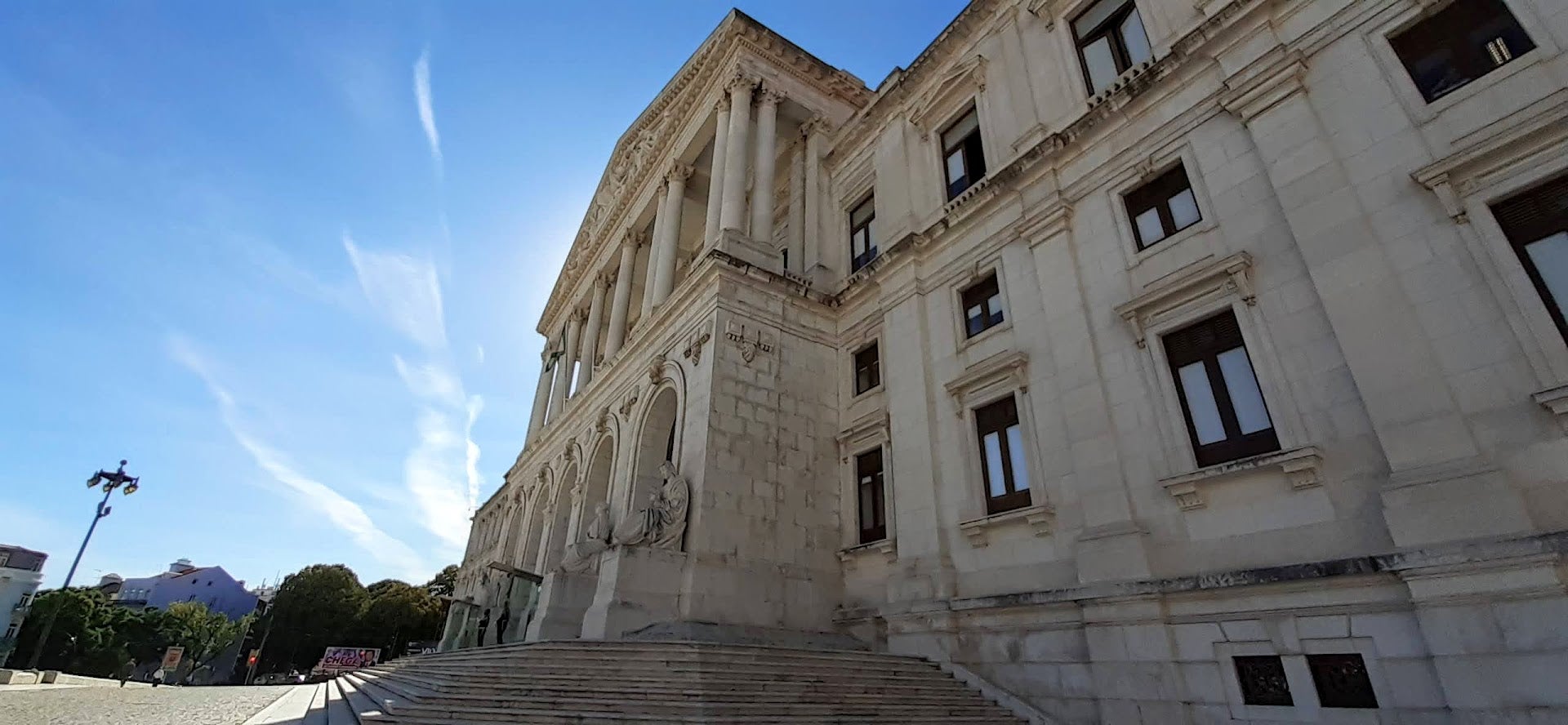 Hipótese revisão constitucional divide esquerda e direita
