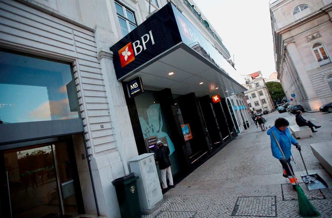 CaixaBank pondera retirar a OPA sobre o BPI