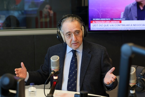 Da esquerda à direita todos concordam: o 25 de novembro não pode ser equiparado ao 25 de abril