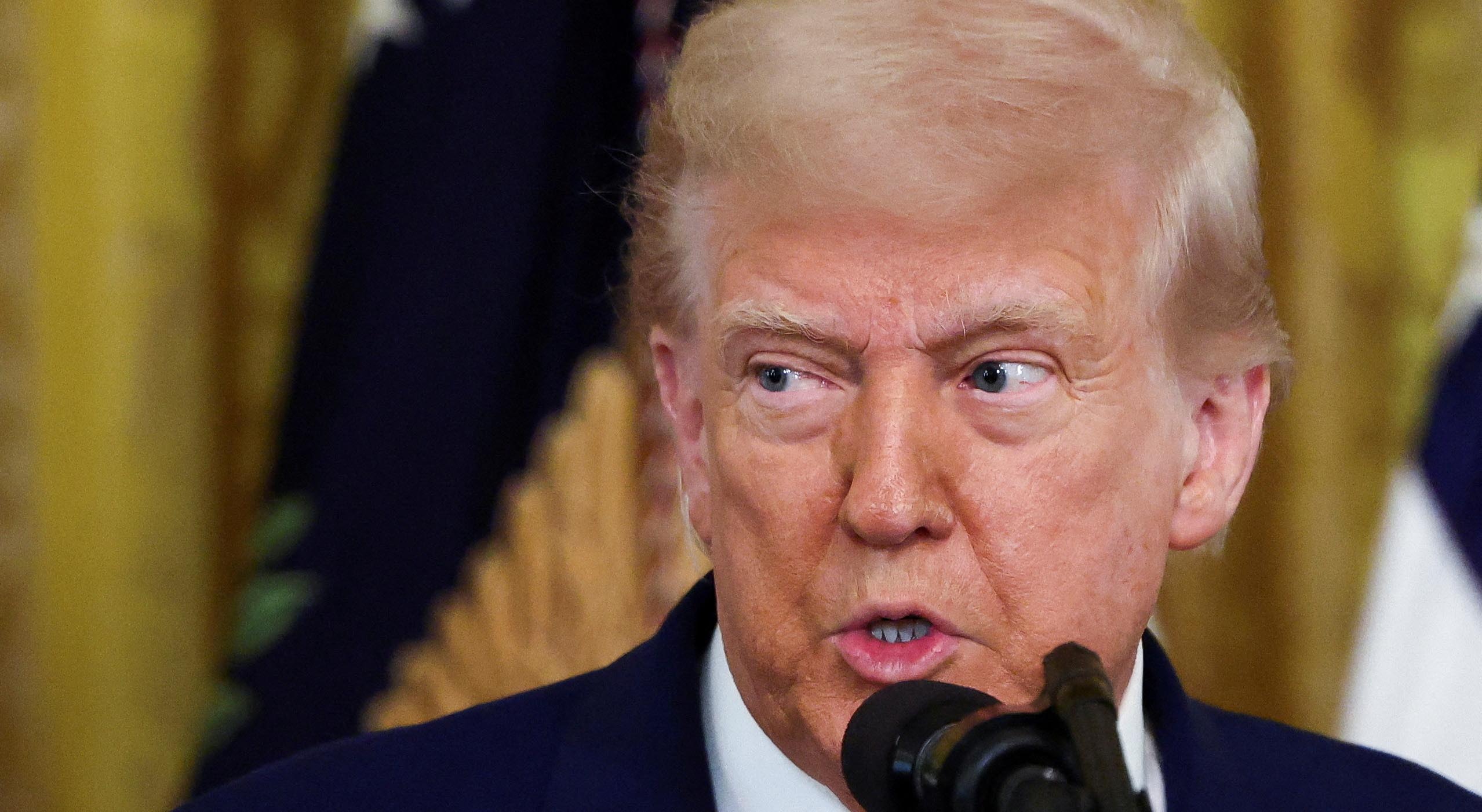 Trump afirma-se pronto para se defender e proteger Israel