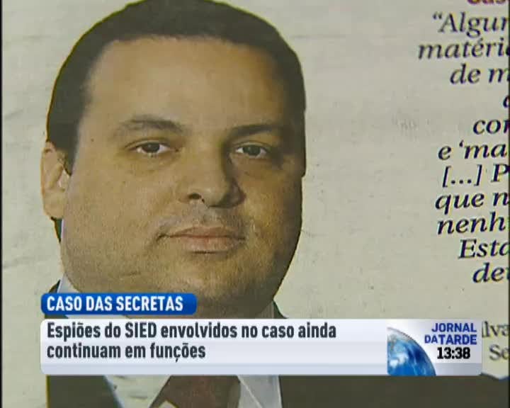 Antigo diretor do SIED fazia chegar informações secretas a jornalistas ...