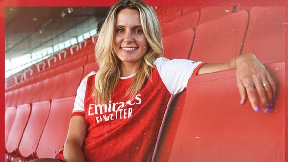 Cloé Lacasse assina pela equipa feminina do Arsenal