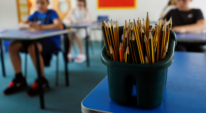 Fenprof entrega queixa no DIAP