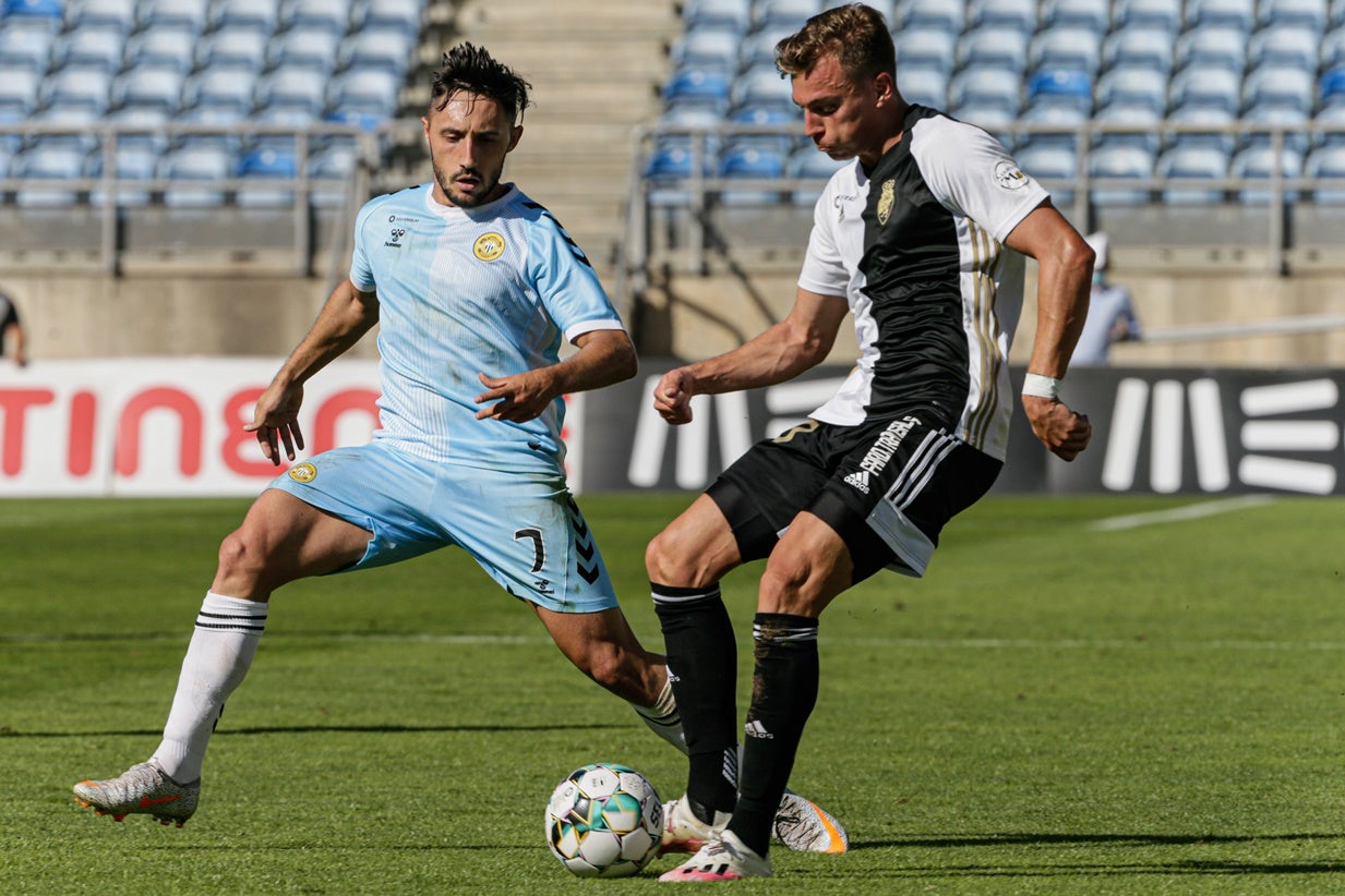 Brayan Riascos dá vitória ao Nacional no reduto do Farense