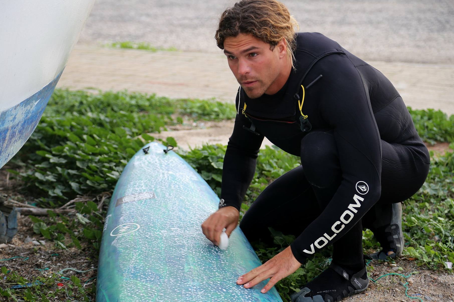 Surf. Alex Botelho permanece estável com ventilação assistida