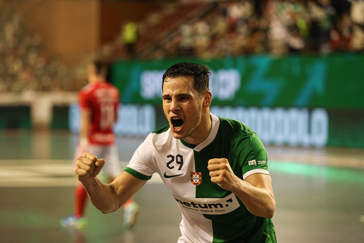 Alex Merlim renova e continua a ser reforço no futsal do Sporting