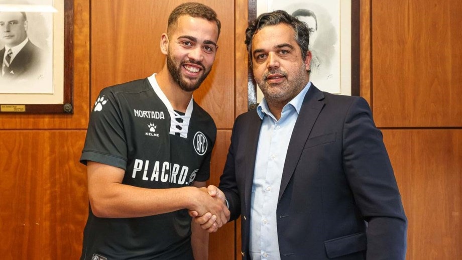 Tiago Machado renova contrato com o Boavista