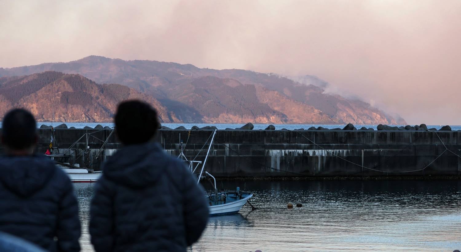 Nordeste do Japão devastado pelo pior incêndio florestal desde 1992