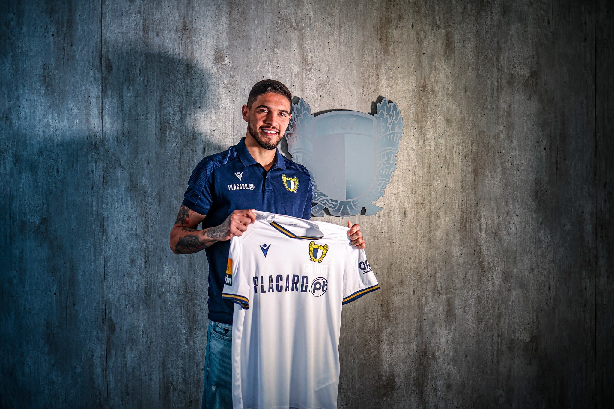 Riccieli renova com Famalicão até 2027