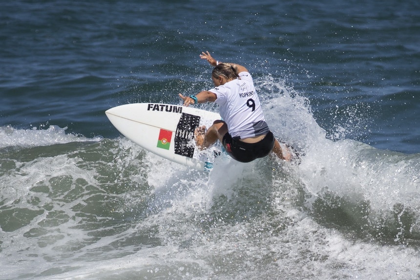 Surfista lusa Yolanda Hopkins vence em Taghazout Bay e assegura título ...