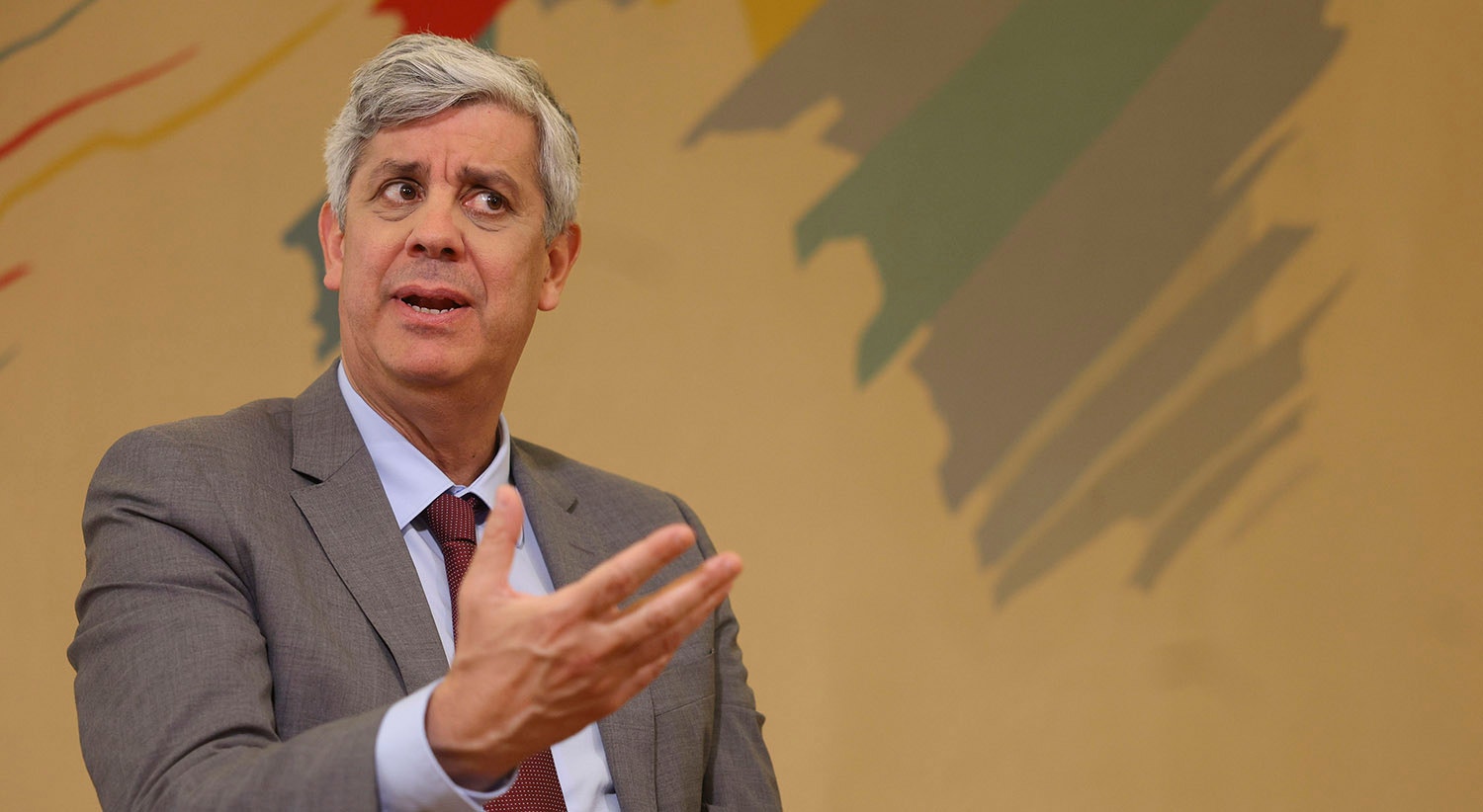 Subida dos preços. Mário Centeno pede "responsabilidade social"