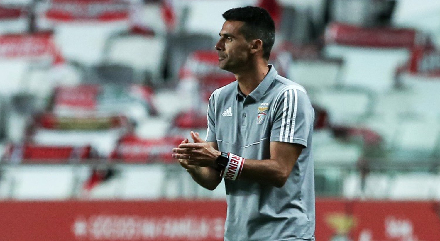 Veríssimo considera que dérbi tem a mesma importância para Benfica e ...