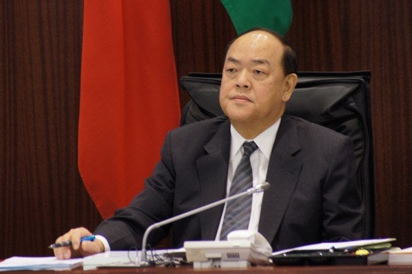Novo líder do Governo de Macau exige maior controlo das despesas públicas