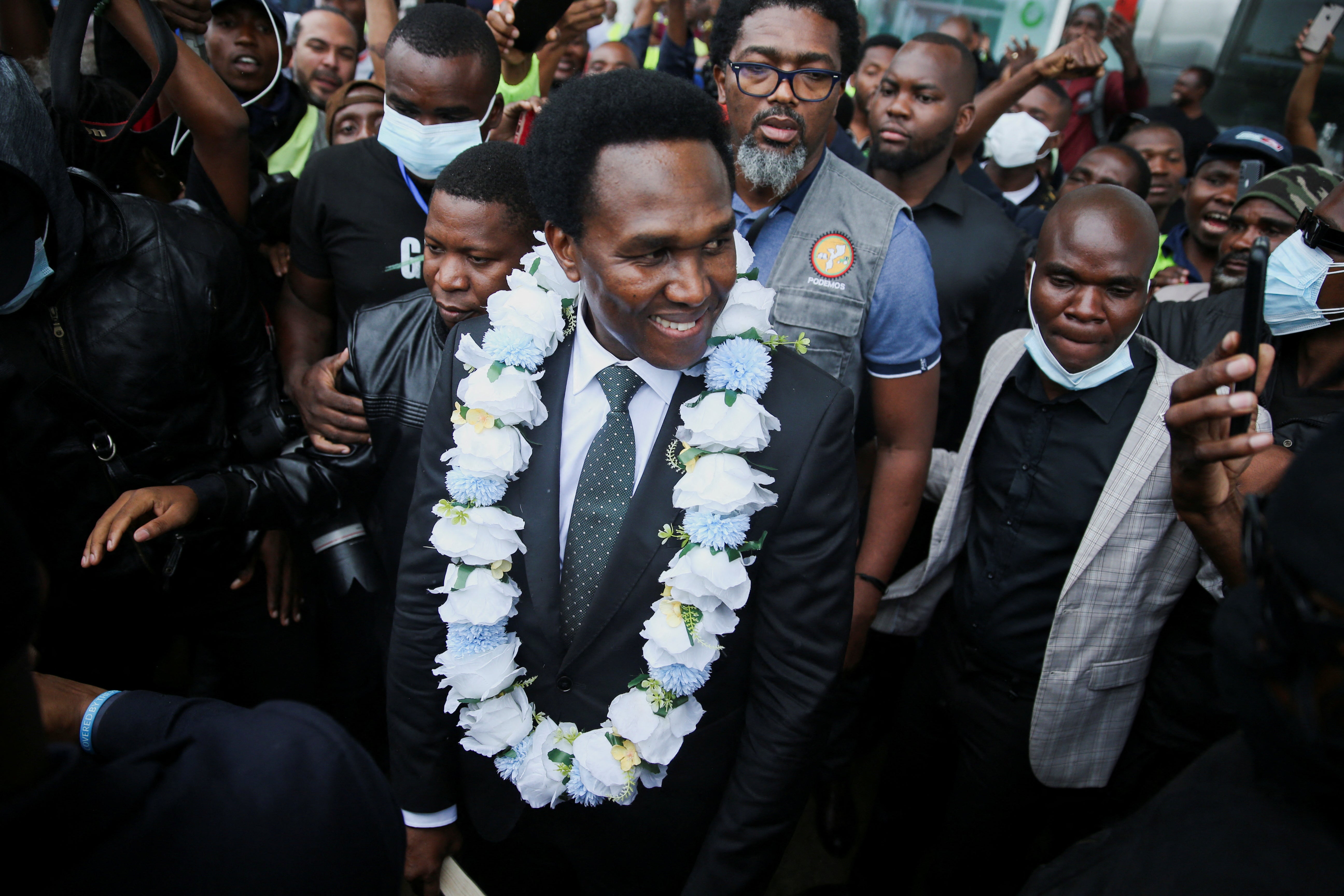 "Estou aqui em carne e osso". Venâncio Mondlane regressa a Maputo