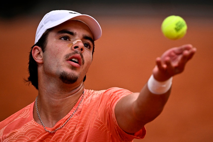 Jaime Faria vence e estreia-se no quadro principal de Wimbledon