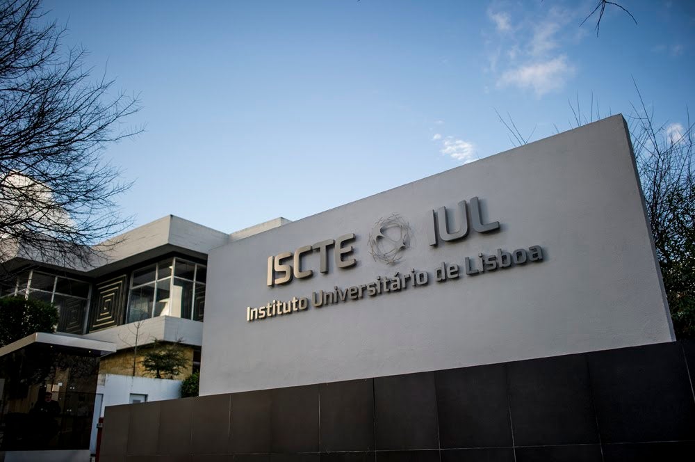 Arquivos históricos. ISCTE cria laboratório de visualização imersiva e 3D