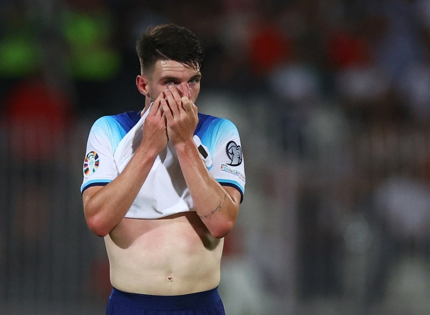Arsenal contrata Declan Rice por valor recorde de 122 milhões de euros