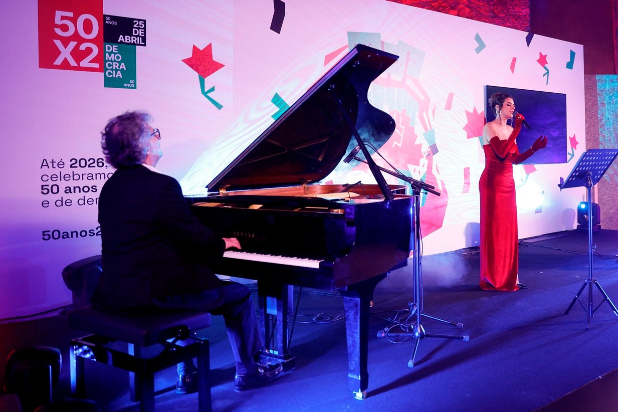 25 de Abril. Comemorações arrancam com reconstituição da operação militar