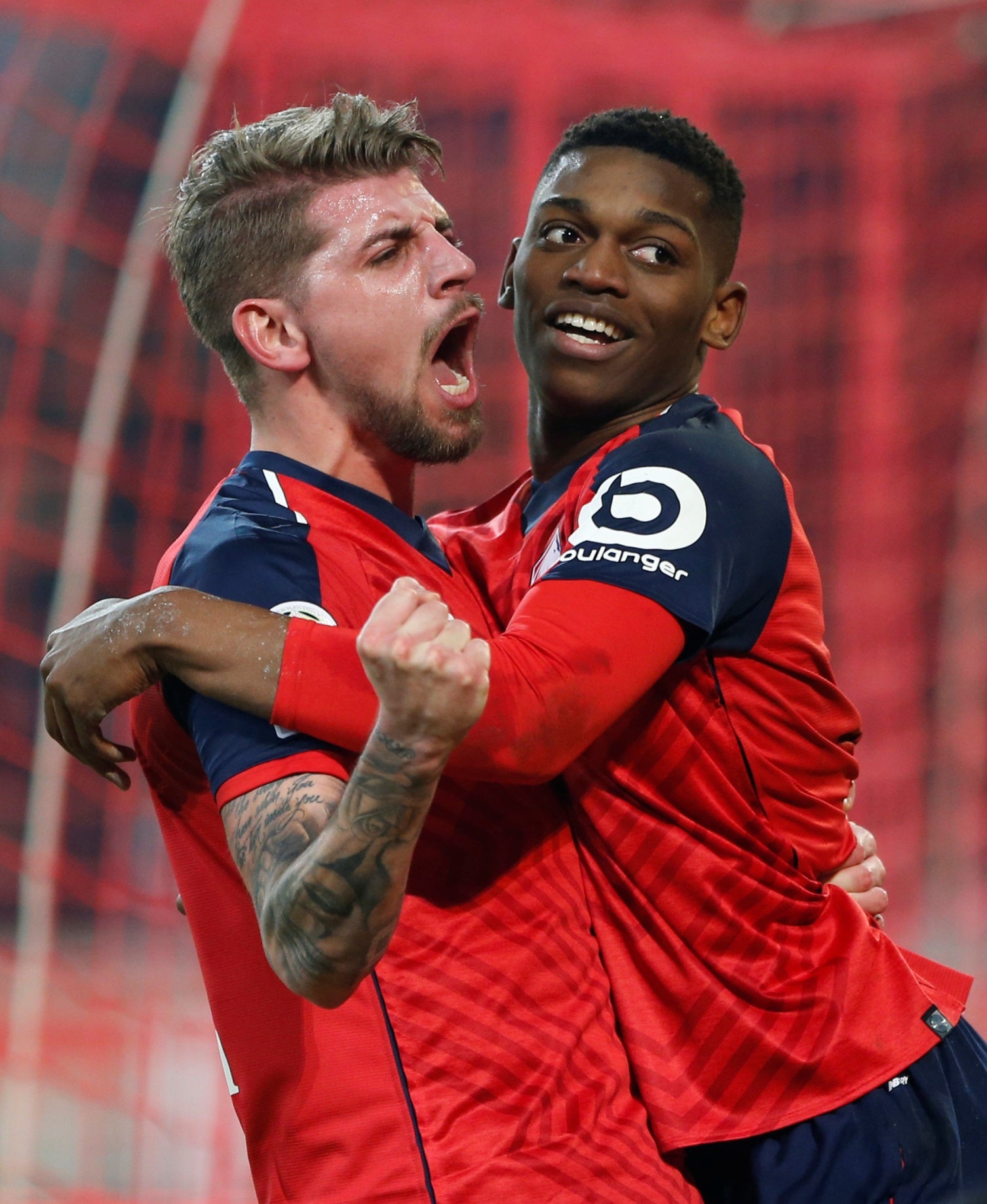 Xeka contratado pelo Rennes por duas épocas