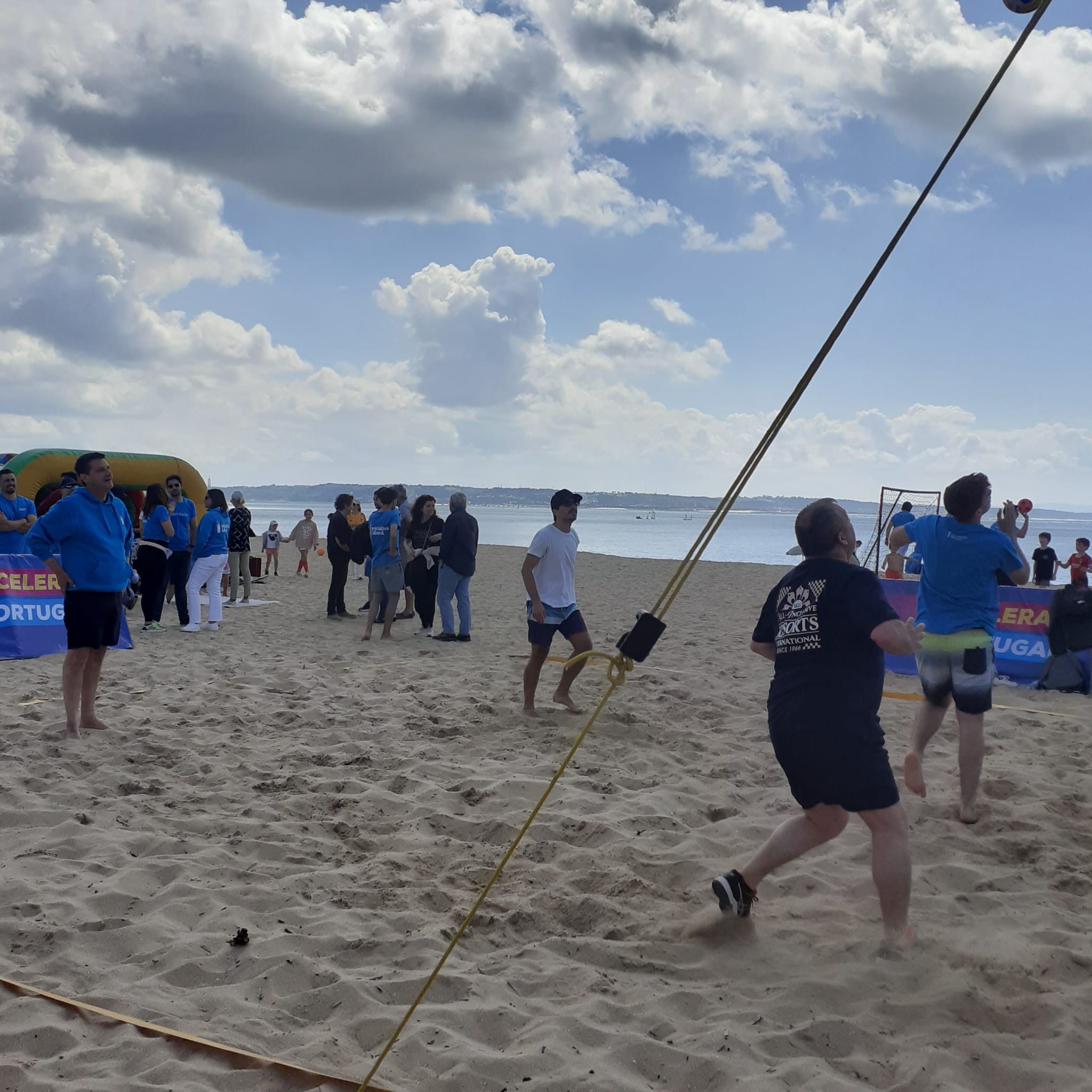 Em dia do tradicional jogo de vólei, Rui Rocha diz que a Iniciativa ...