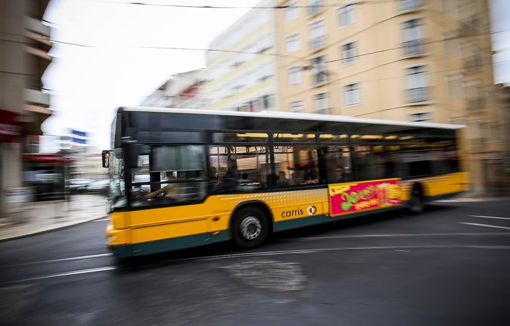 Autocarro da Carris foi apredejado em Lisboa