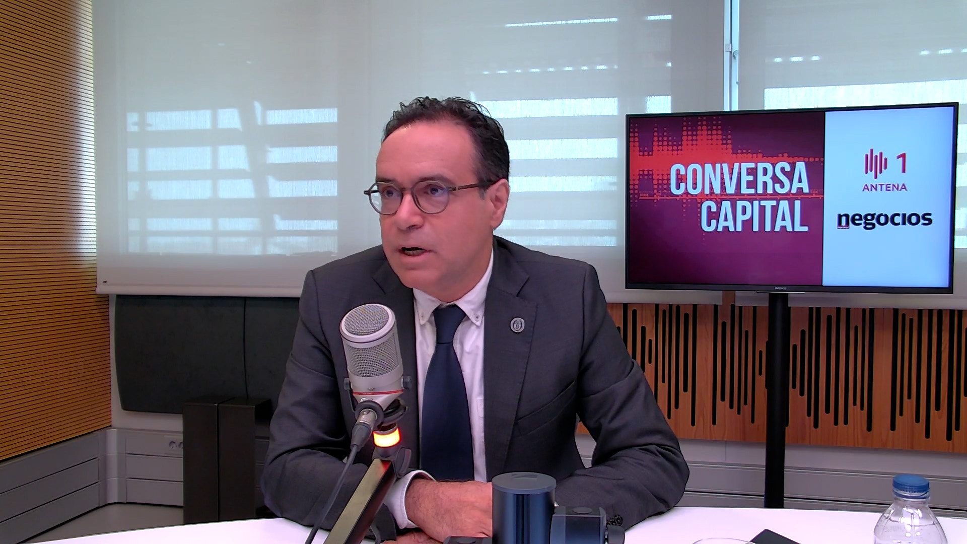 Sindicato dos Quadros Técnicos Bancários vai pedir mediação do Governo ...