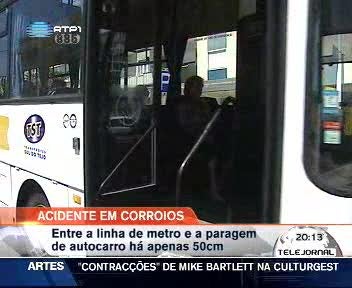 Casal de idosos colhido por composição do Metro em Corroios