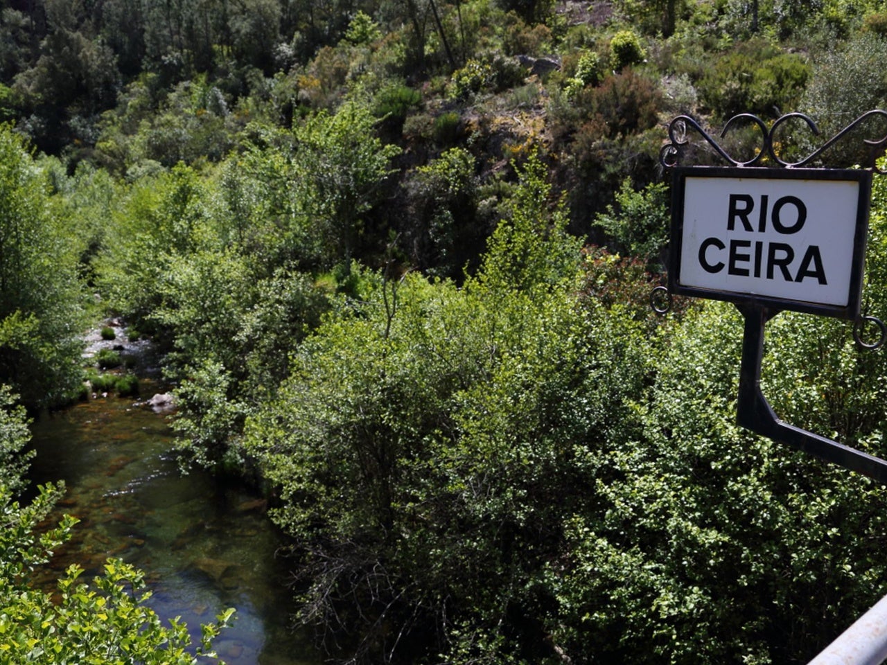 Noruega, Lichtenstein e Islândia ajudam a requalificar o Rio Ceira