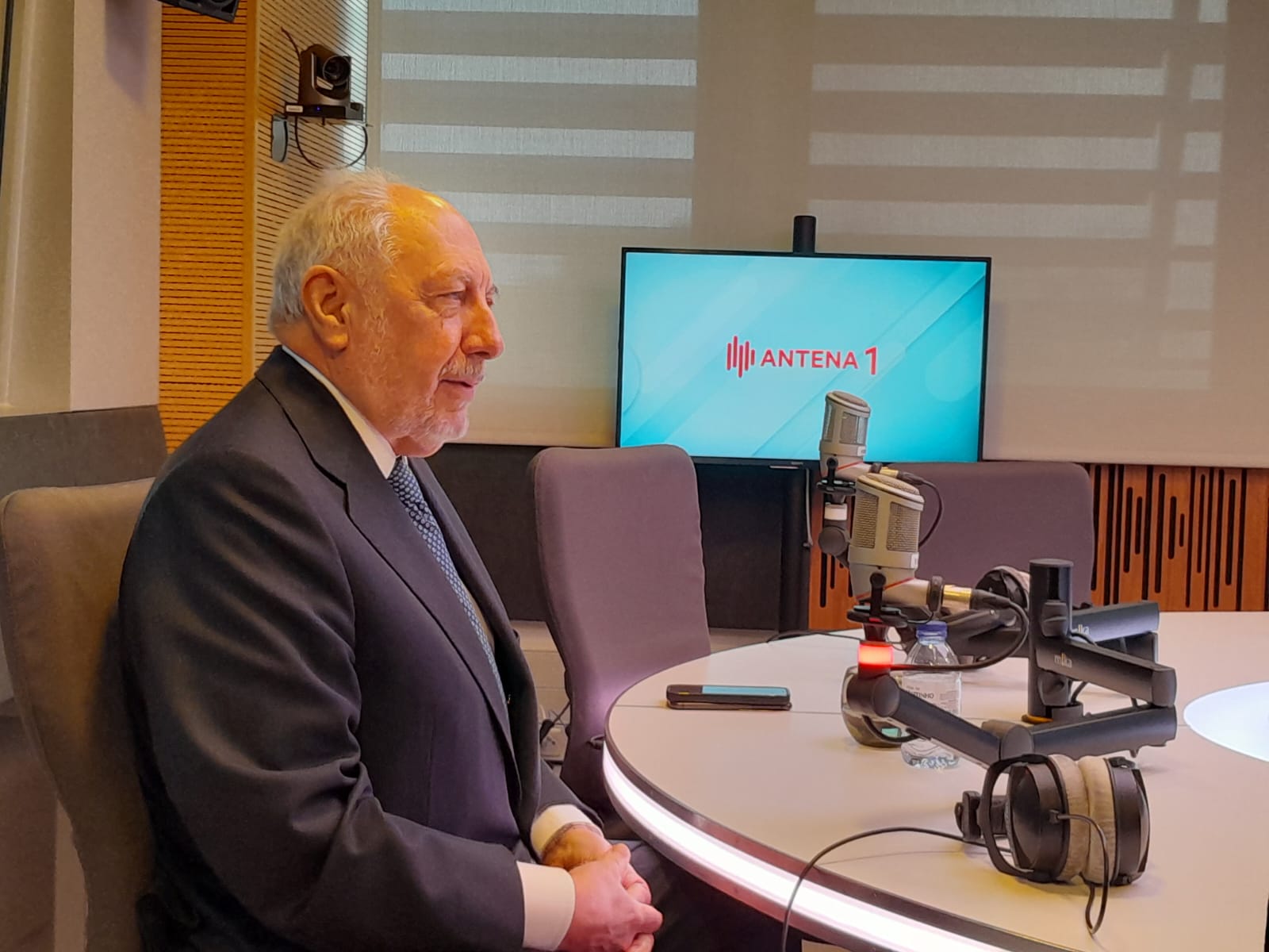 Livro "Emílio Rui Vilar - Memórias de dois Regimes" recorda momentos de ...