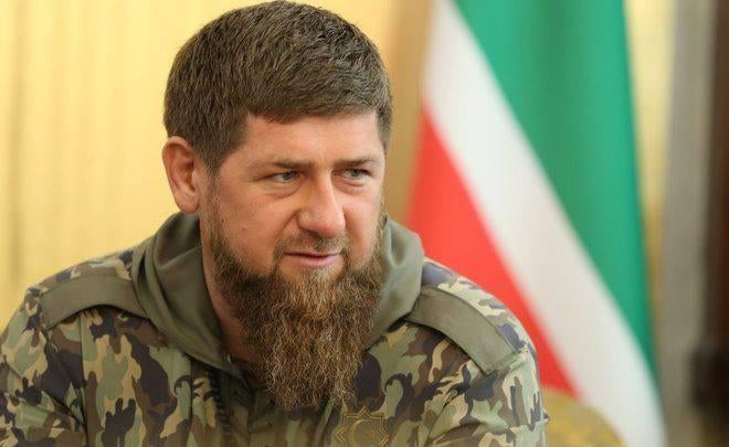 Kiev investiga líder checheno por crimes de guerra