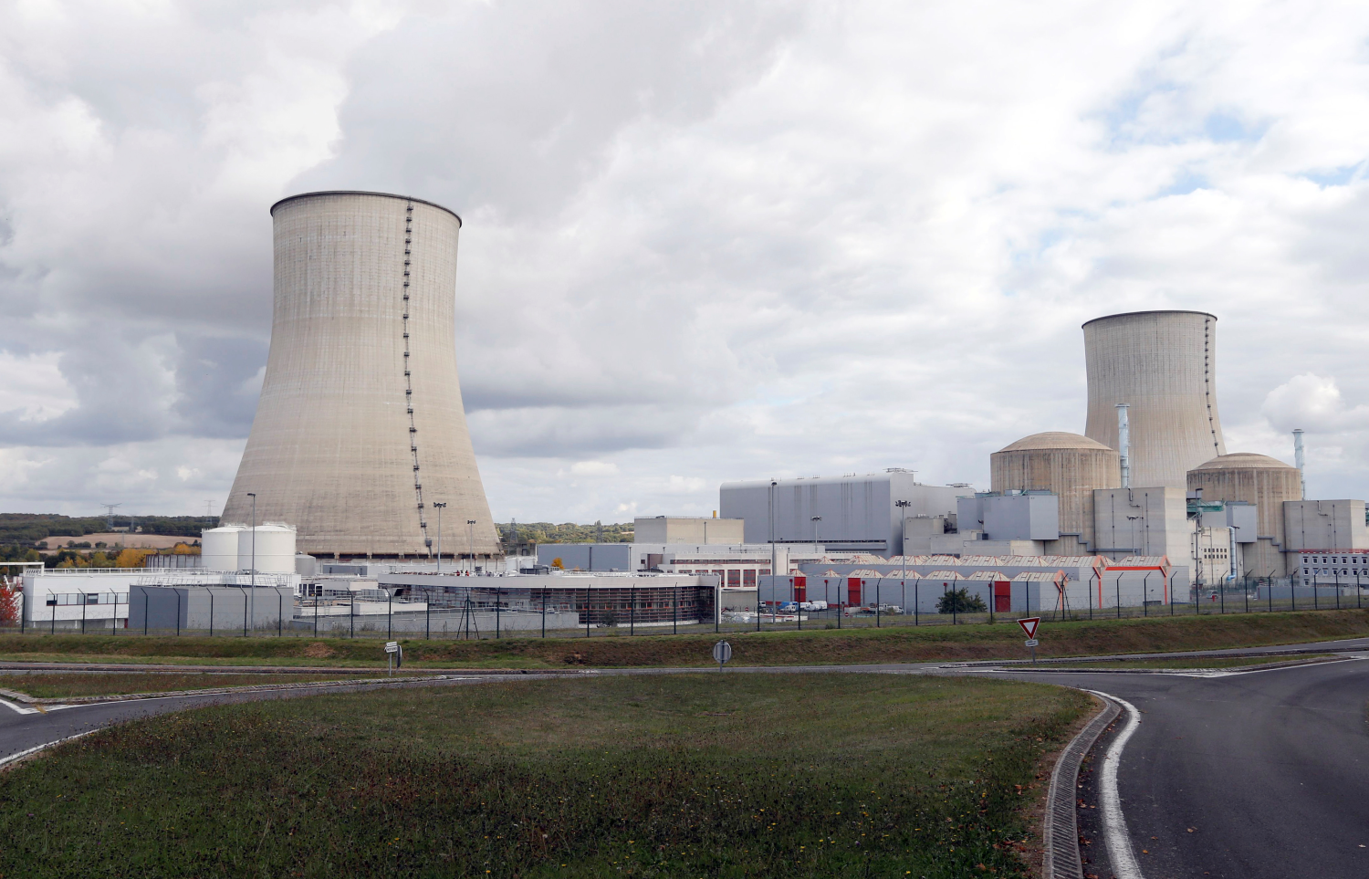 Centrais nucleares francesas afetadas pela pandemia receiam falhar no ...