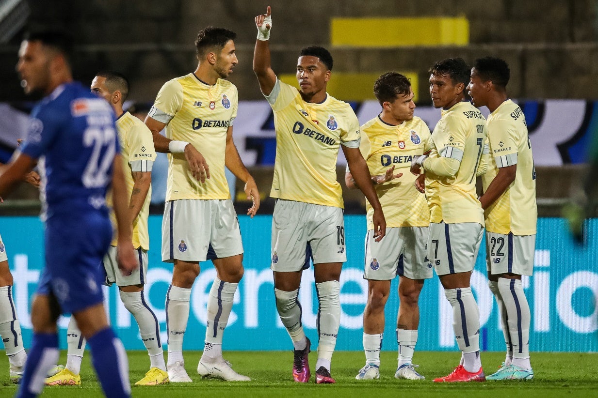 FC Porto em passeio de domingo na Taça de Portugal