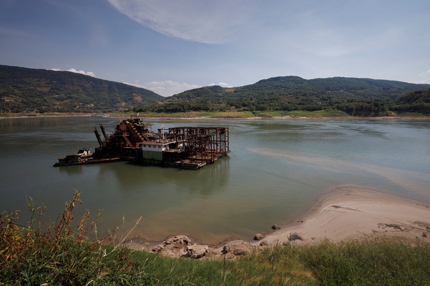 China. Seca causa escassez de energia hidroelétrica