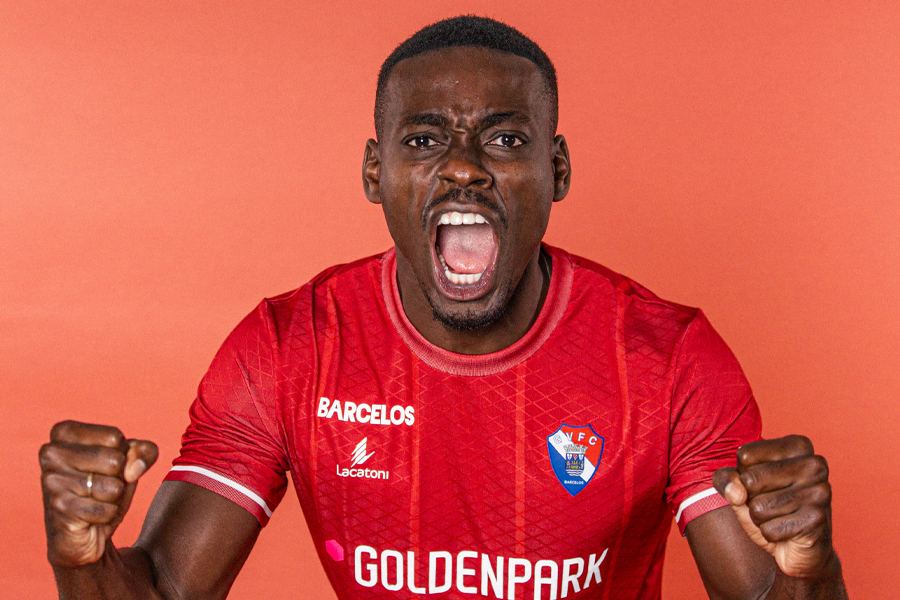 Jonathan Buatu renova com o Gil Vicente