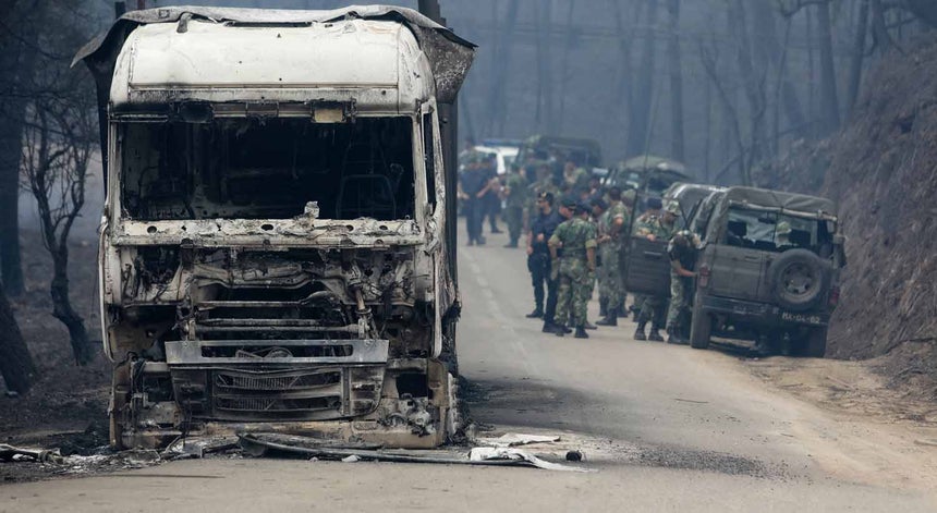 Incêndio Pedrógão: 64 mortos e 157 feridos - País - RTP Notícias