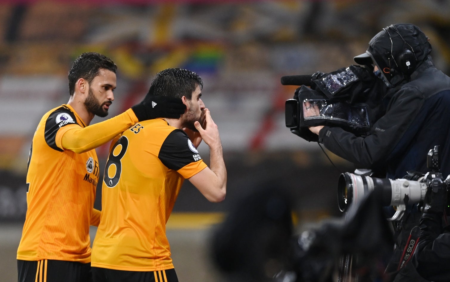 Moutinho e Rúben Neves `abatem` Arsenal e Wolverhampton volta a vencer ...