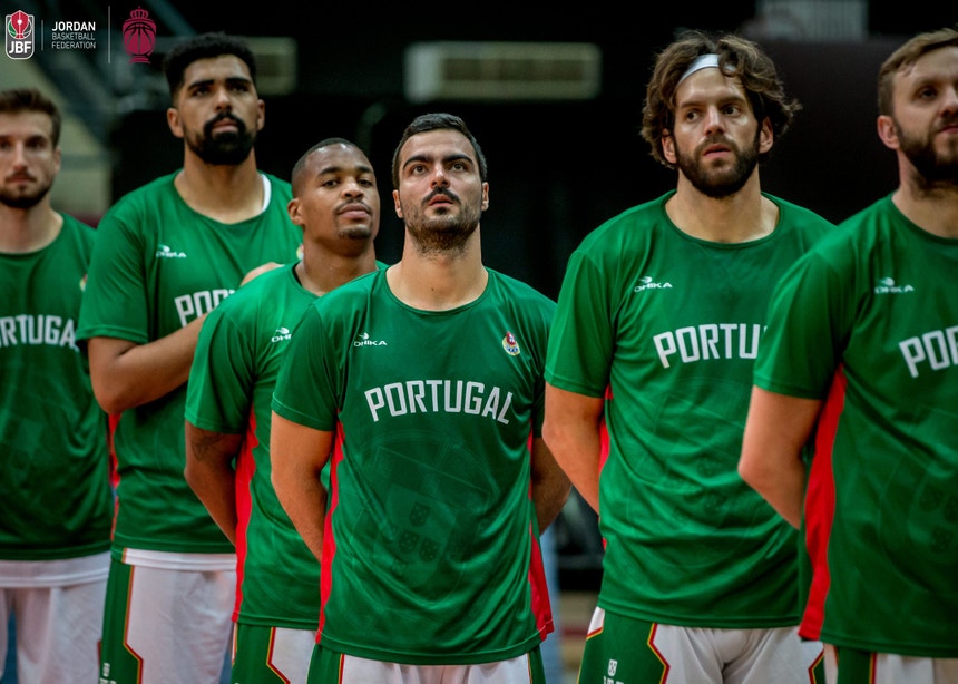 Seleção portuguesa de basquetebol volta a perder na King’s Cup