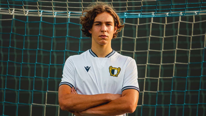 Gustavo Sá renova com o Famalicão até 2025