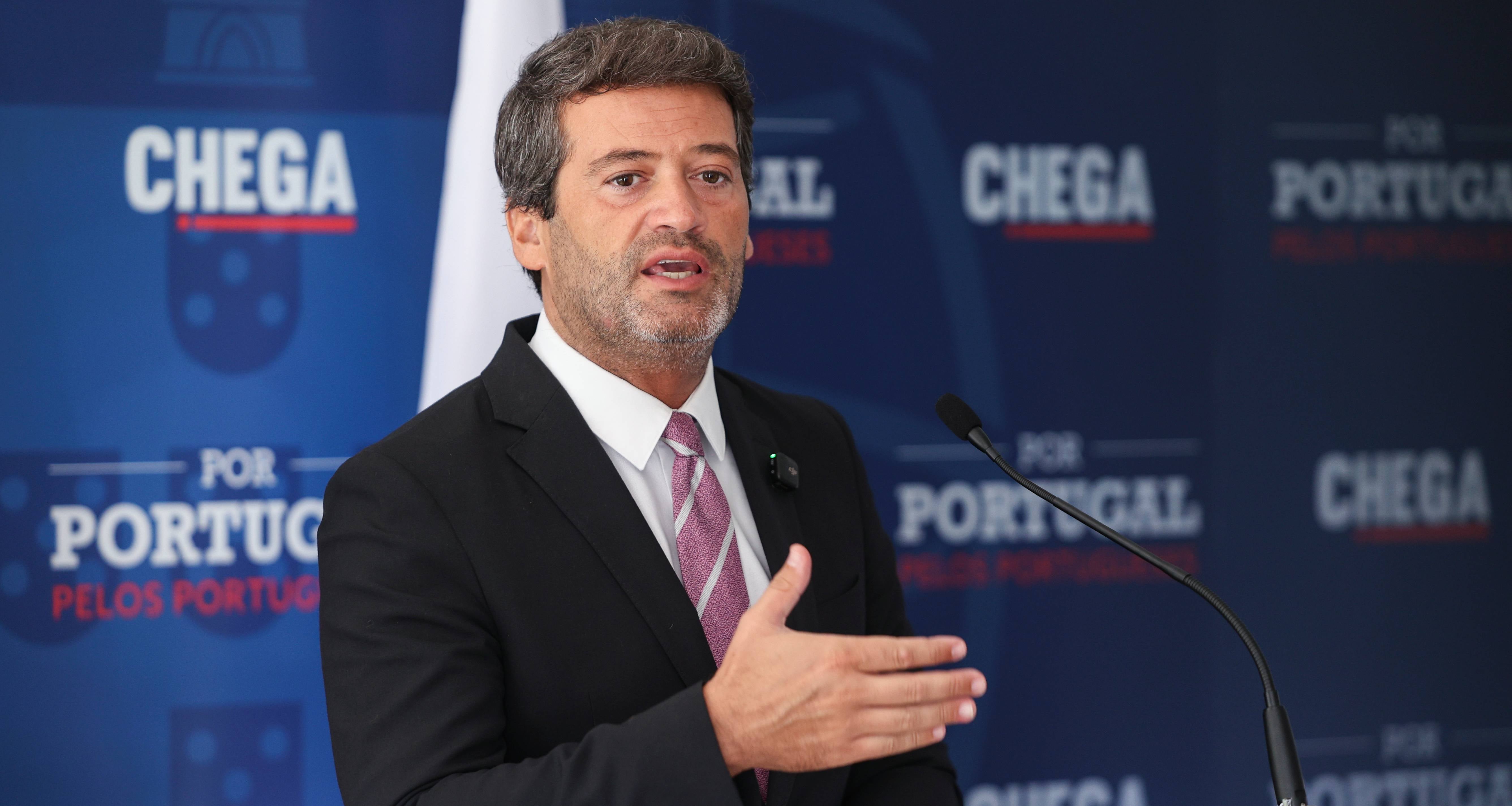 Líder do Chega ausente no primeiro dia oficial de campanha